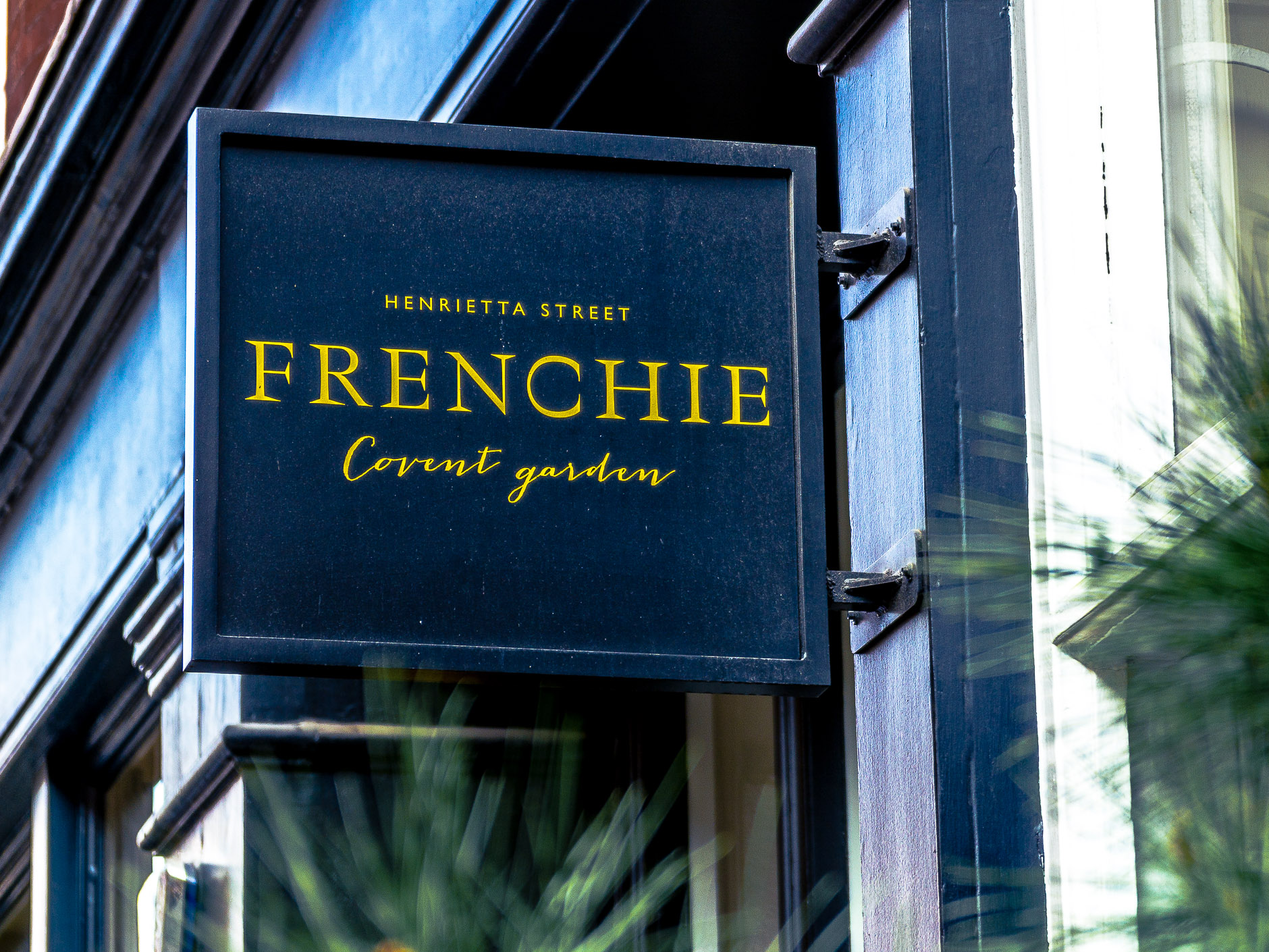 A Tale of Two Frenchies (2017) – Palate Magazine